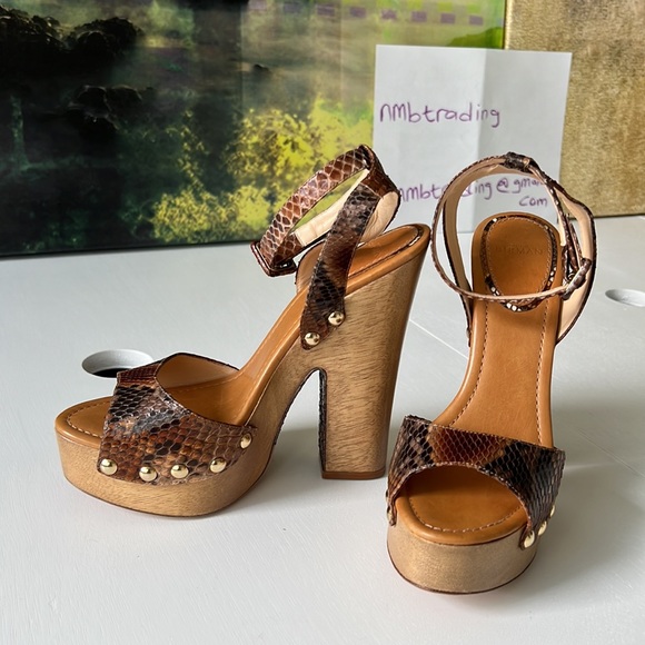 Alexandre Birman | Shoes | Alexandre Birman Crocodile Print Leather ...